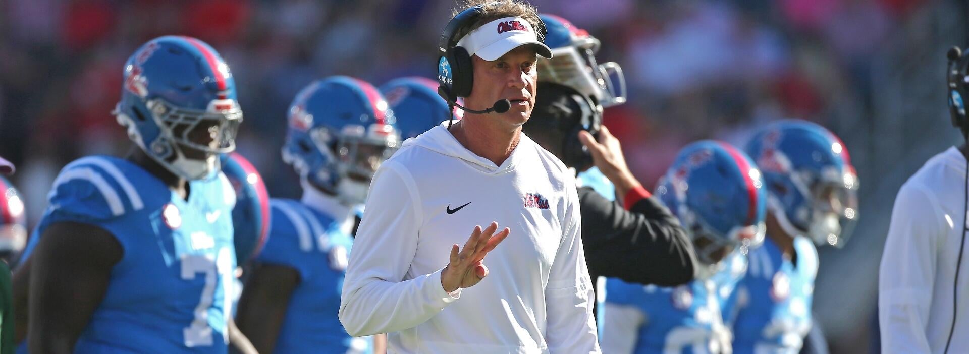 2025 college football Week 8 odds, lines, trends: Legendary Vegas expert reveals picks ...