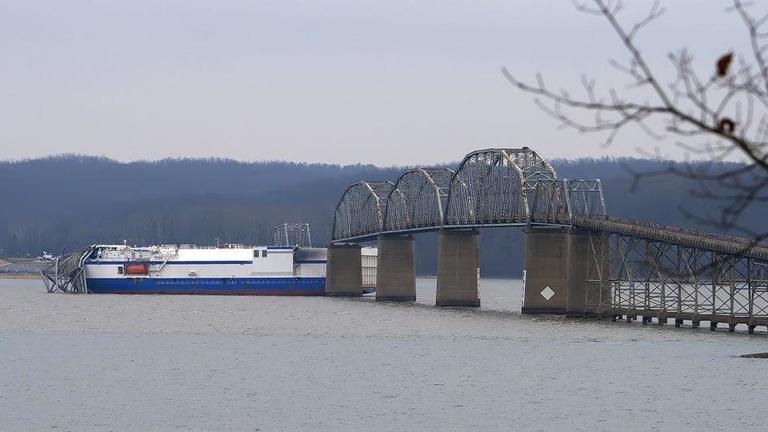 Wired2Fish Photos of Kentucky Lake Bridge Collapse - Wired2Fish.com