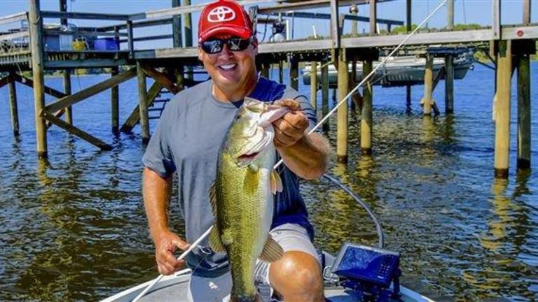 Use a Split Shot Rig to Catch Pressured Bass - Wired2Fish.com