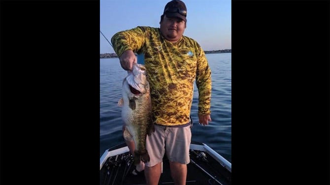 Angler Catches 14-pound Bass on Popular Trophy Bass Lake - Wired2Fish.com