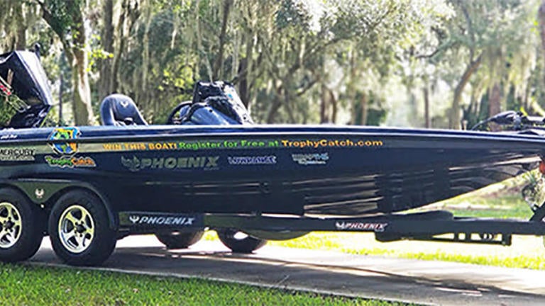 Win a Phoenix 819 PRO Bass Boat in Florida's TrophyCatch Program ...