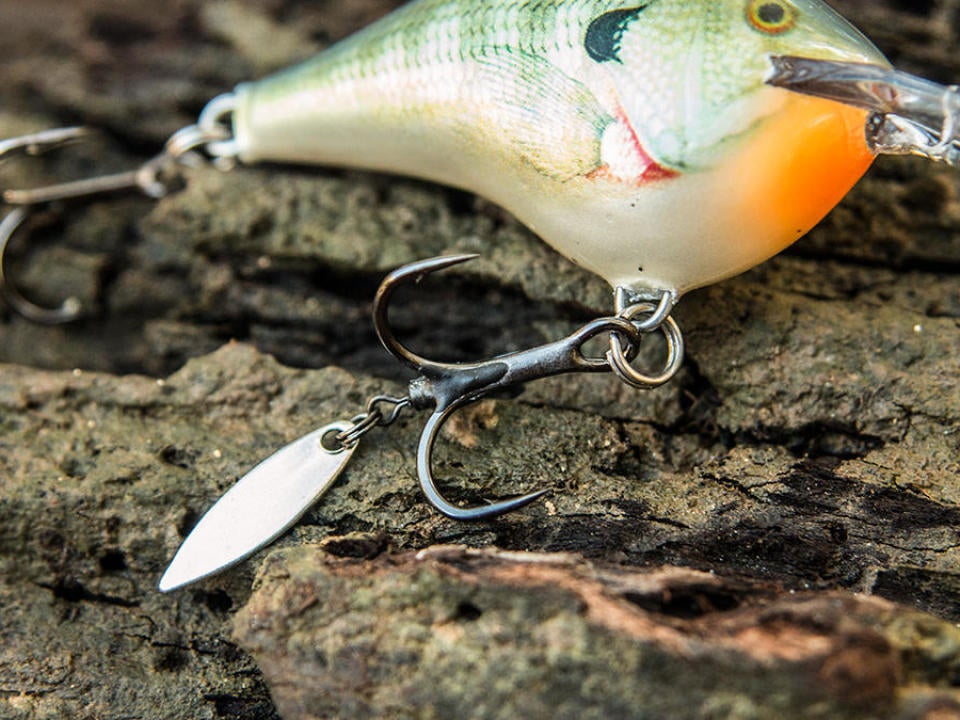 VMC Bladed Hybrid Treble Hook Review - Wired2Fish.com